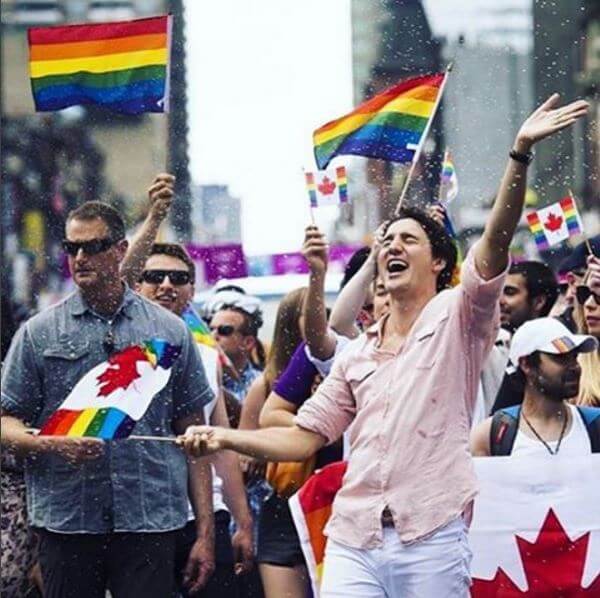Justin Trudeau's Toronto Pride Parade Photos Prove That He's the Best ...