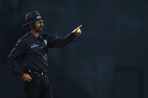 Indian Umpires Get Paid in Range of Rs 40 Lakh for IPL - News18