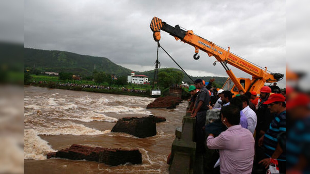 Mumbai-Goa Highway Bridge Collapse: 2 Dead, 20 People Missing - News18