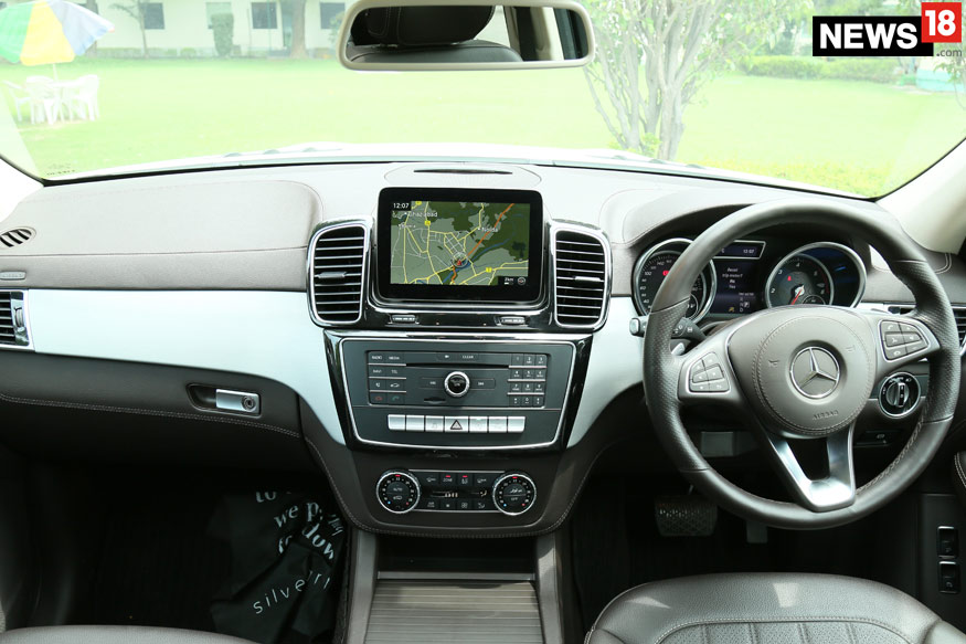 Mercedes-Benz GLS 350d 4MATIC Review: Is it Better than a Luxury Sedan ...