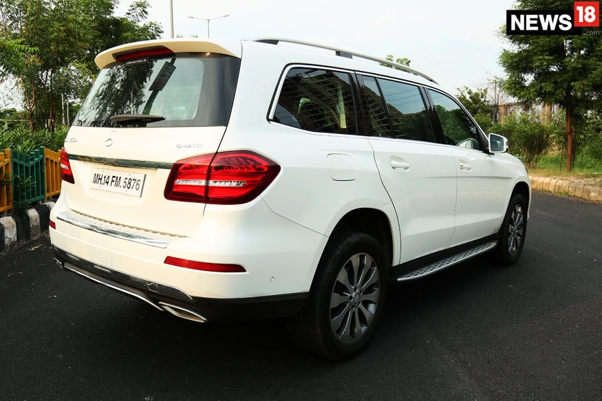 Mercedes-Benz GLS 350d 4MATIC Review: Is it Better than a Luxury Sedan ...