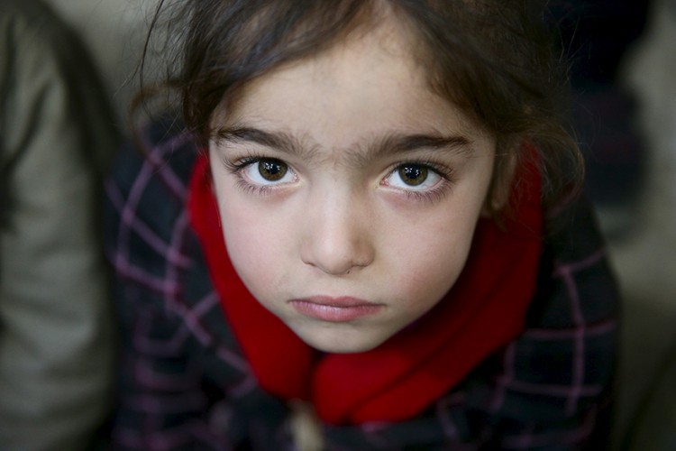27 Heartbreaking Photos of Syrian Children Affected by the Conflict