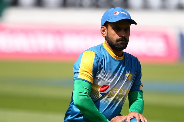Hafeez Undergoes Second Surgery, World Cup Selection in Danger - News18