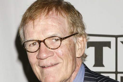 Actor Jack Riley Passes Away at 80 - News18