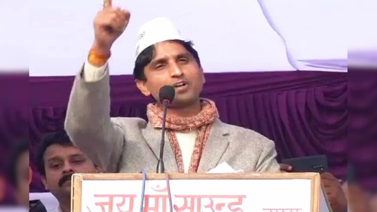Who is Kumar Vishwas, The Man Kejriwal is Trying to Keep Happy