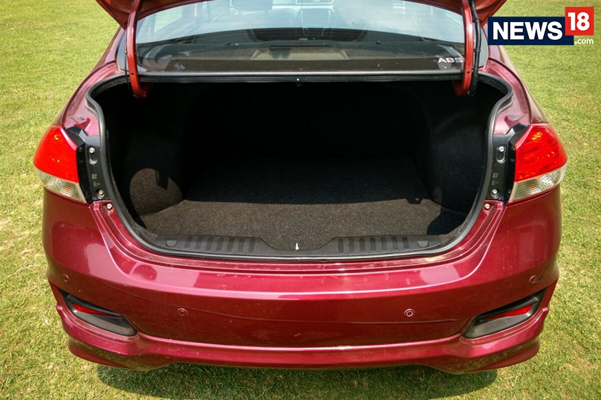 Maruti Suzuki Ciaz SHVS Review: A True-Blue Sedan That Delivers With ...