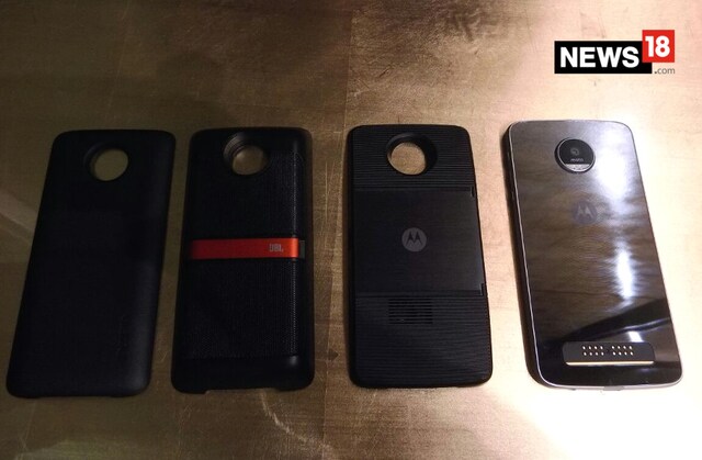 Motorola Moto Mods: Here's all You Need to Know - News18