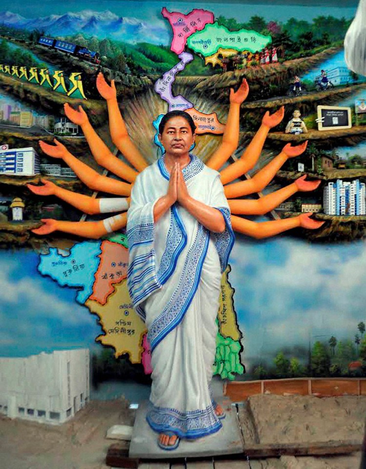 Ma, Murti, Mamata: Bengal Pandals Model CM's Idols in Durga Avatar ...