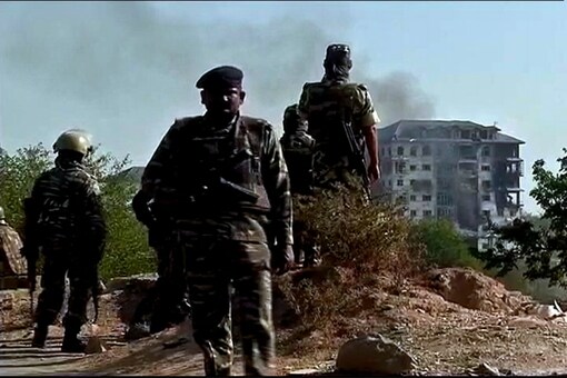 Pampore Gun Battle Enters Third Day, Two Terrorists Killed Say Police ... Pampore Gun Battle Enters Third Day, Two Terrorists Killed Say Police ...
