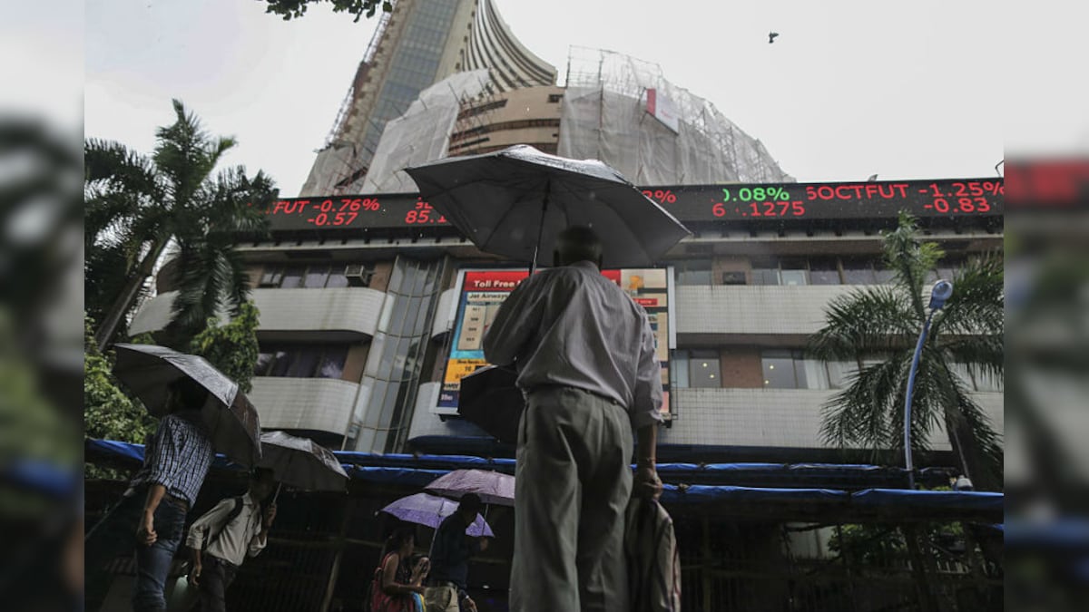Market Falls For 3rd Day, Sensex Down 124 Points Ahead of Expiry