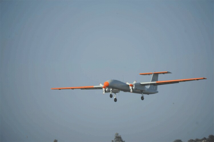 DRDO Conducts Successful Maiden Flight of Rustom-II UAV | India News ...