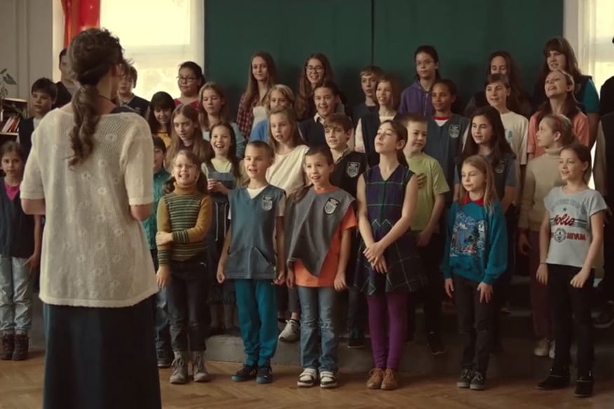 DIFF 2016: Kristof Deak's Sing Makes The Right Noises About Adults ...
