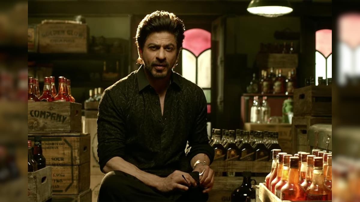 Raees Movie Review: SRK Serves up an Engaging, Vintage Gangster Film