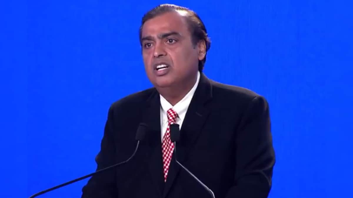 Jio Happy New Year Offer: Free Data, Calls And Apps Till March 31 - News18