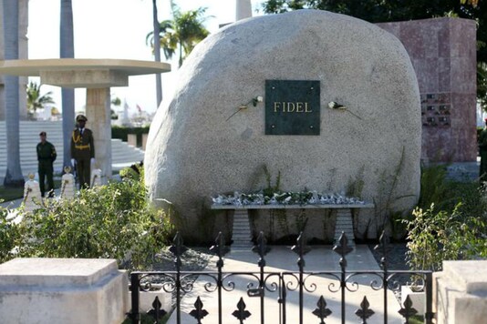 Fidel Castro Interred in Rock, Closing Last Chapter of Historic Life