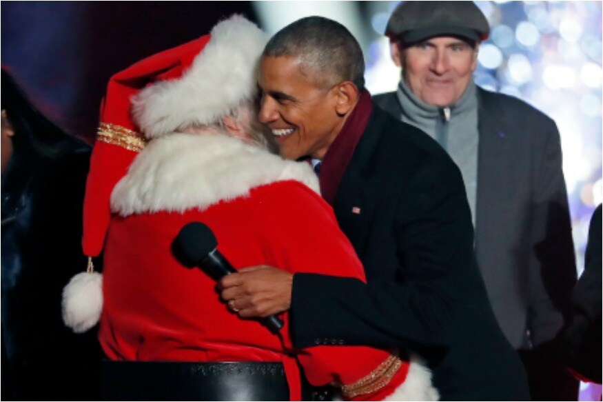White House Staffers Pull A Christmas Prank On Barack Obama