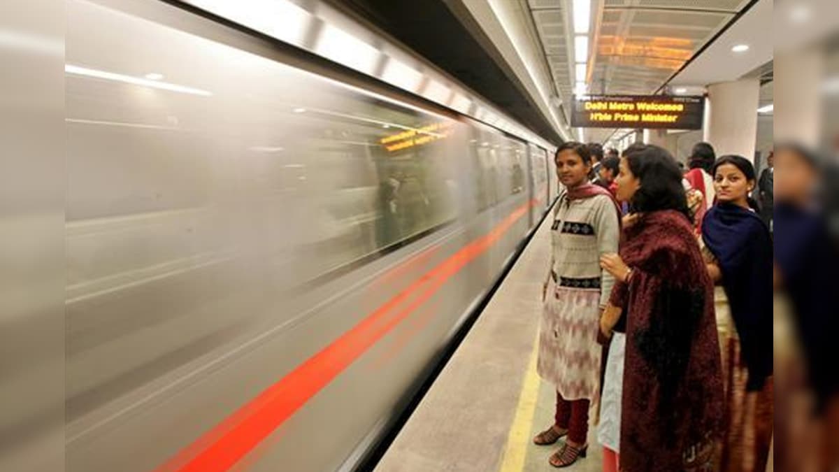 Delhi Metro Smart Cards Will be Non-refundable From April 1 - News18