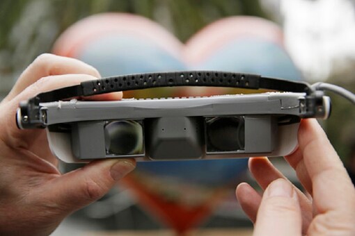ESight Creates Electronic Glasses For Visually Impaired - News18