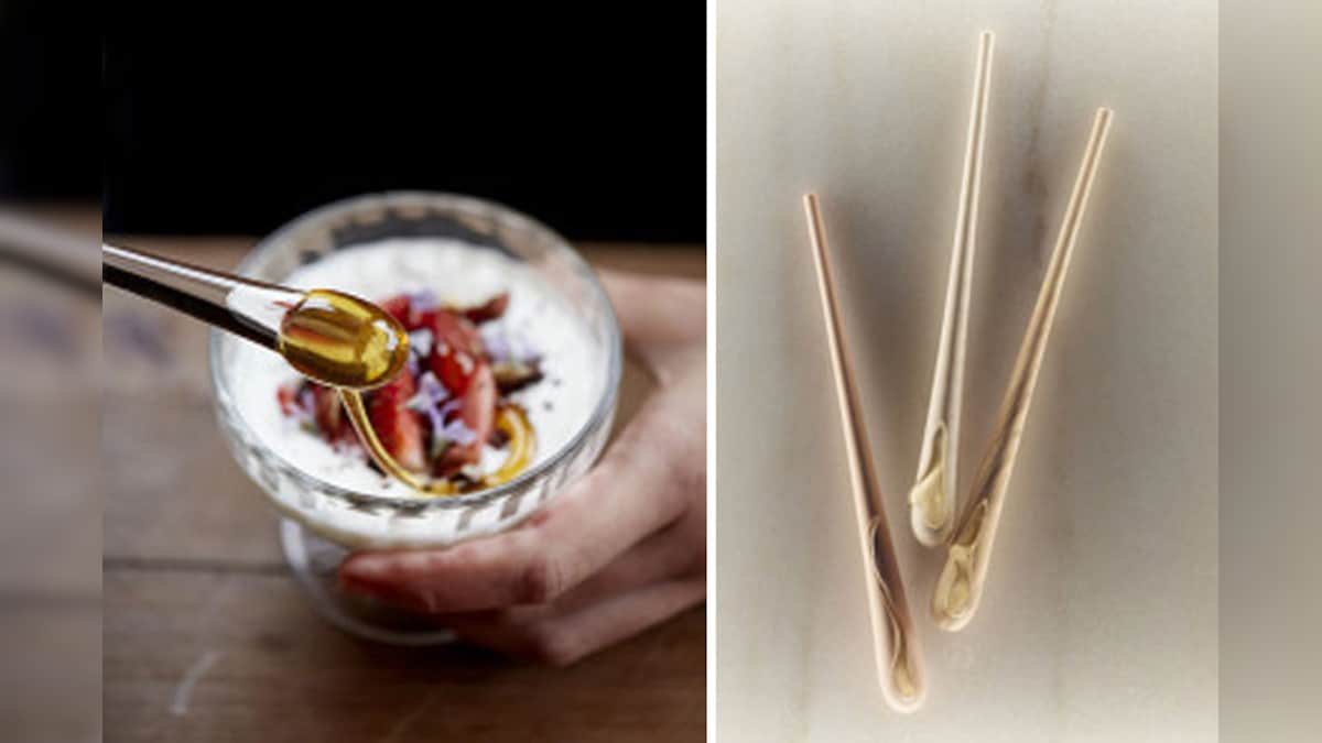 A Finger-shaped Spoon to Enhance The Taste of Food