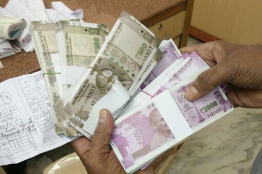 'Children Bank of India' Notes Again, Man Held At Hyderabad Bank - News18
