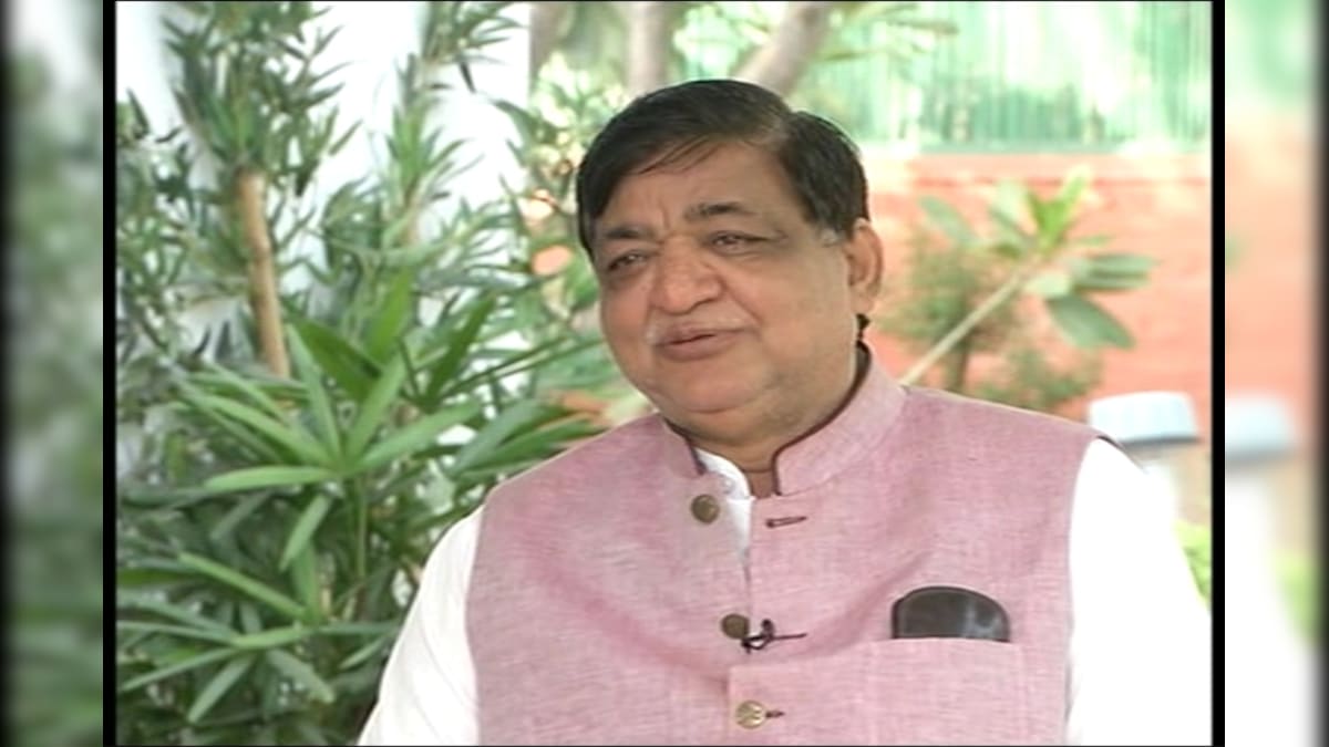 SP Leader Naresh Agrawal's Comments on PM Modi's Caste Trigger Row - News18