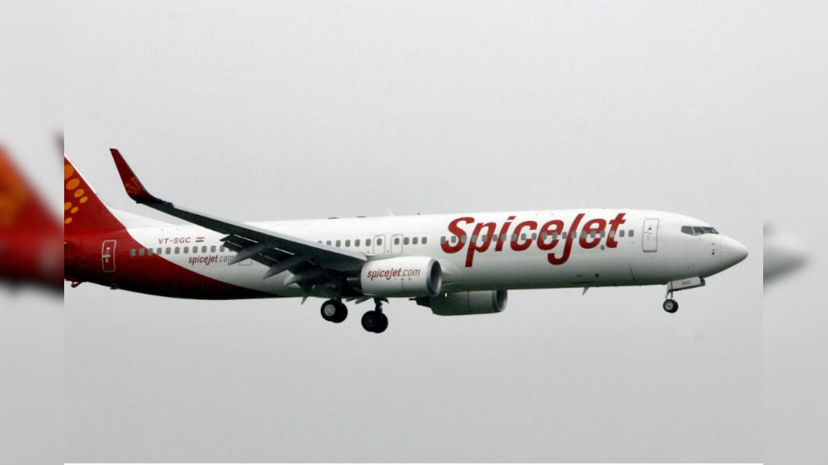 SpiceJet Plane With 47 on Board Overshoots Surat Airport Runway While ...