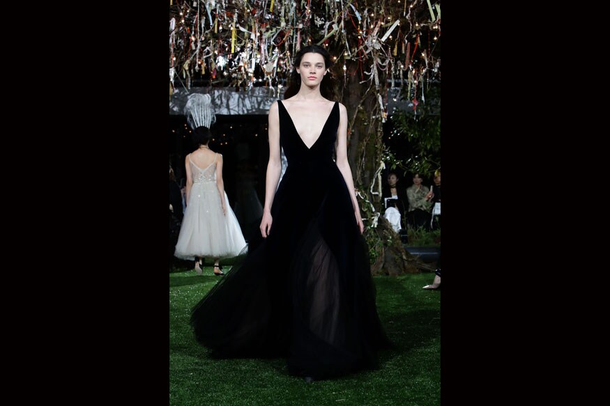 Dior - 2017 Spring/Summer Haute Couture Collection Show - News18