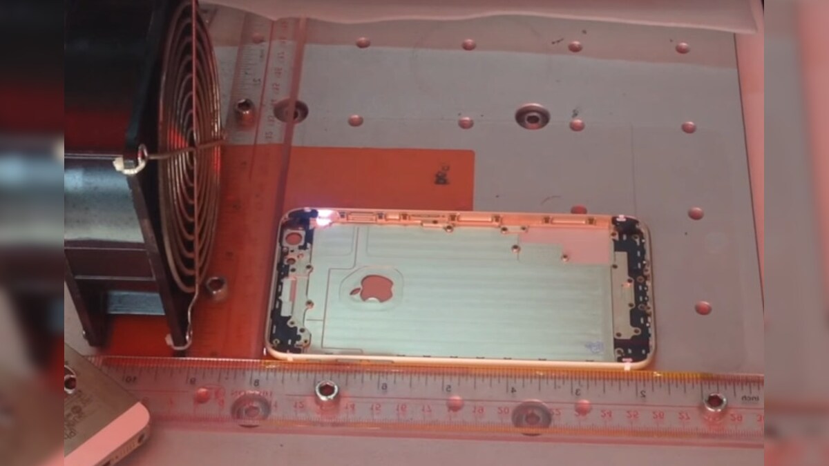 Apple iPhone DYI Project: Watch How This Man Built His Own iPhone From ...