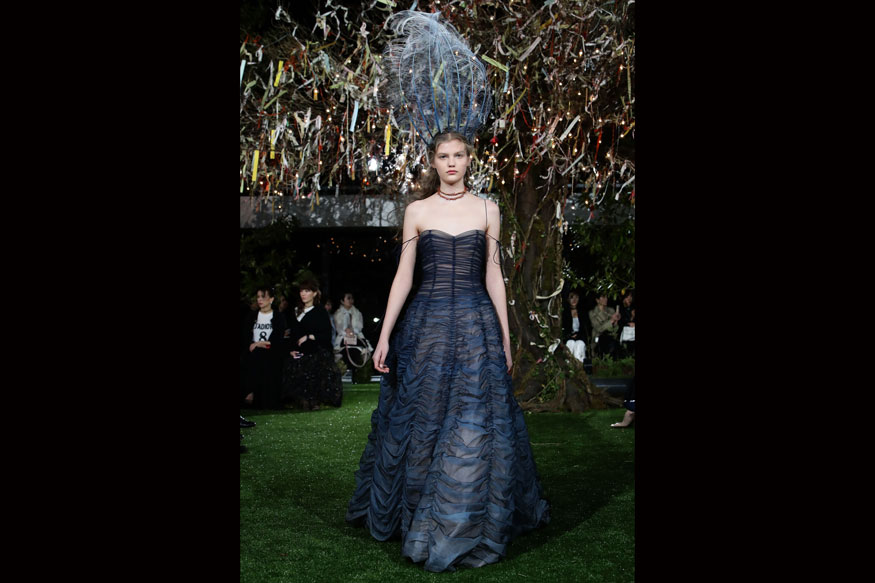 Dior - 2017 Spring/Summer Haute Couture Collection Show - News18
