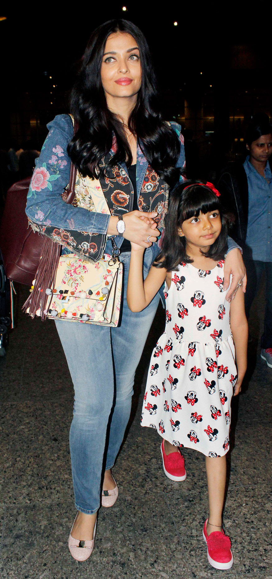 Aishwarya Rai Bachchan Ruled At The Cannes And Returned Back In Style ...