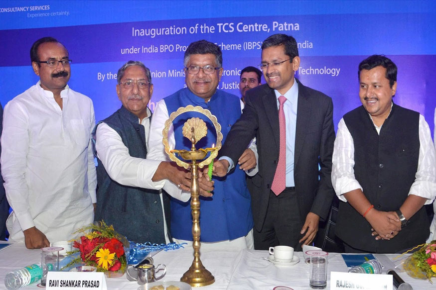 Day in Photos: May 11, 2017