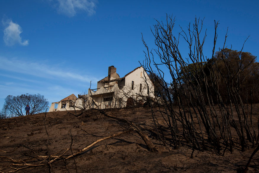 Knysna fire: Several killed, 10,000 people evacuated - News18