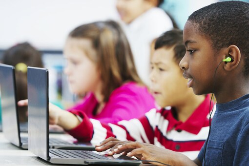 'POCSO e-box' Encourages Kids to Report Cybercrime - News18