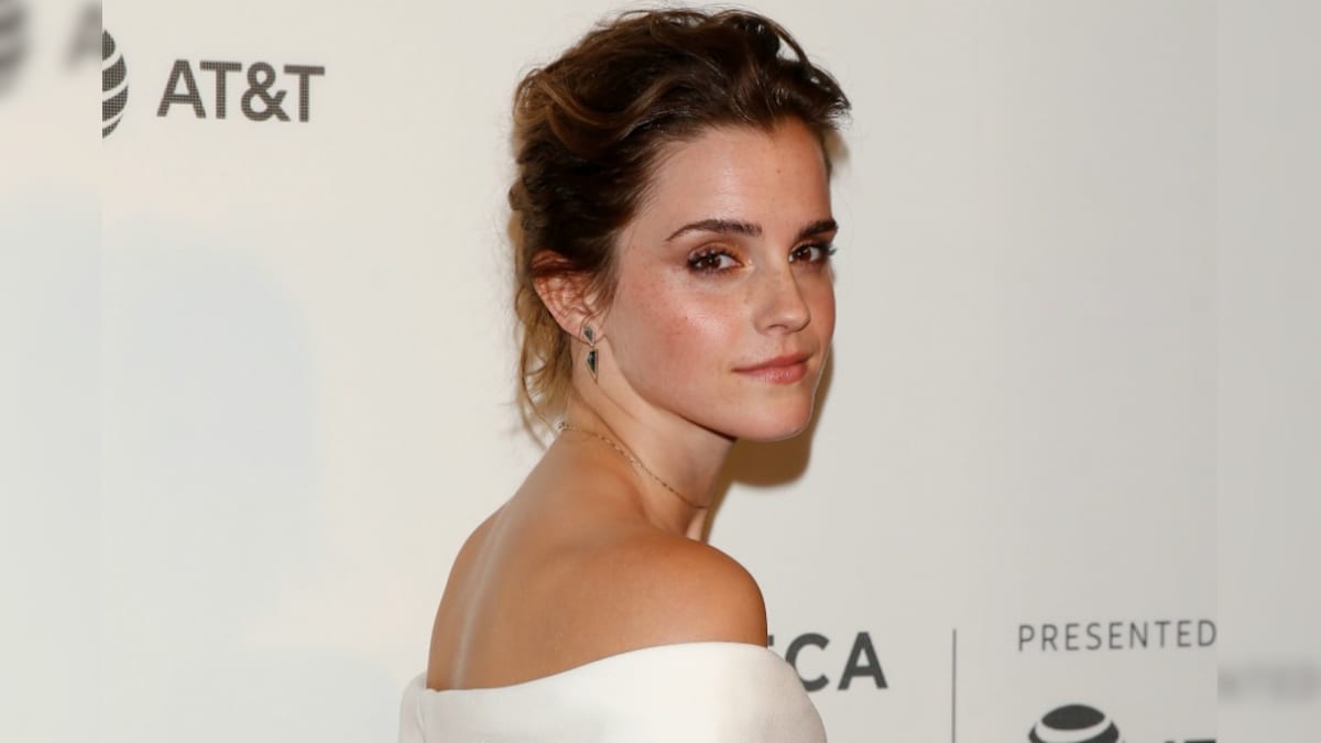 Emma Watson Risked Wardrobe Malfunction In Low White Gown During Her ...