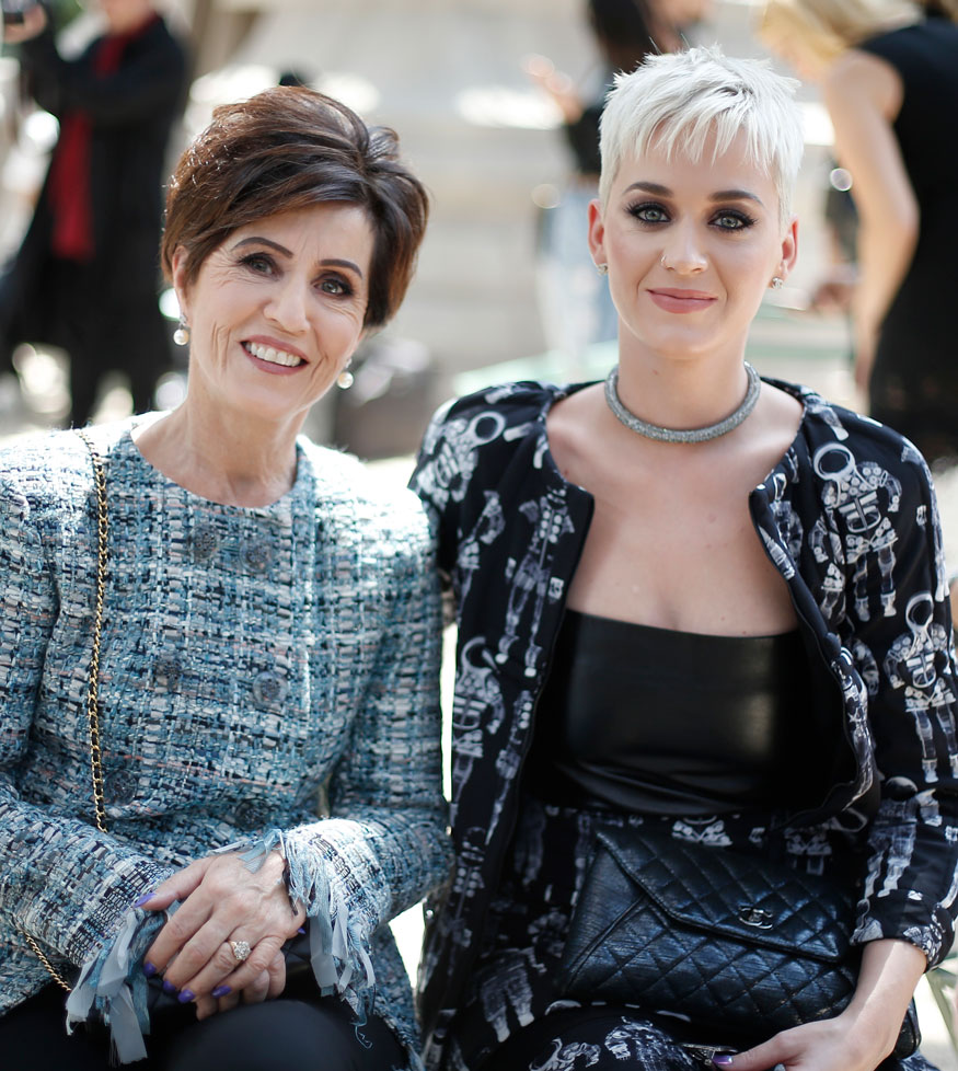 Kristen Stewart, Katy Perry, Cara Delevingne at the Chanel Haute ...