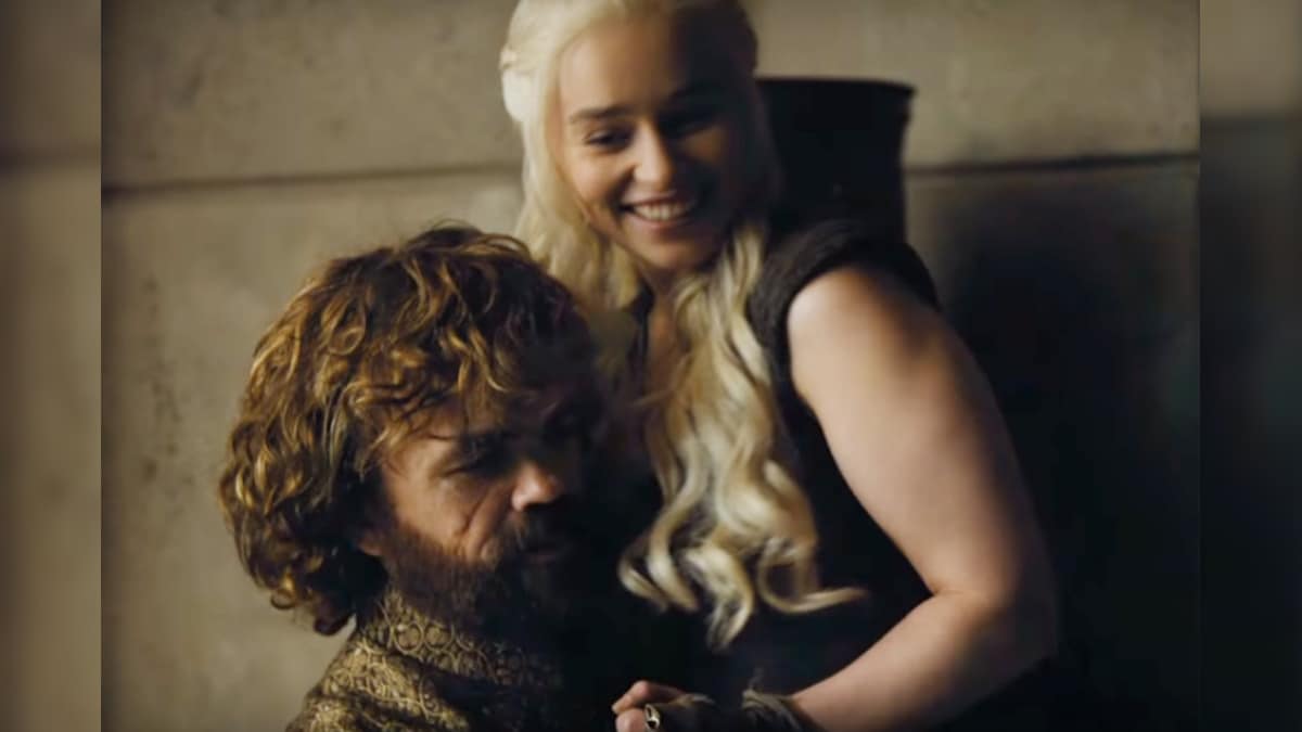 GoT S7: New Photos from Episode 3 Tease The Big Reunion at Dragonstone ...