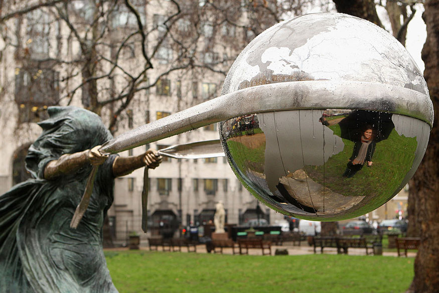 PICS: 10 Unusual & Creative Sculptures Around the World - News18