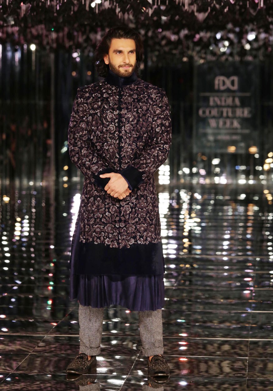 Ranveer Singh and Alia Bhatt at India Couture Week 2017 - News18