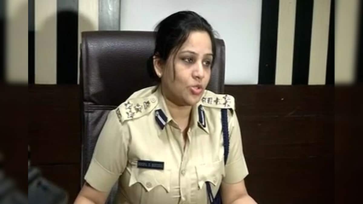 5 Cells Left Unlocked For Sasikala's Personal Use, Says DIG Roopa - News18