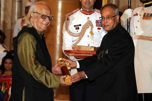 Professor Yash Pal, Eminent Scientist, Passes Away at 90 - News18