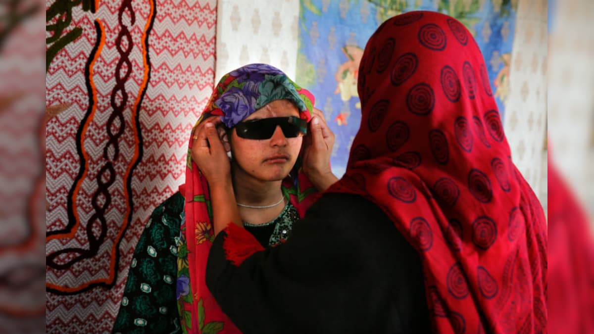 Insha, Who Lost Her Vision to Pellet Guns, is Angry Yet Hopeful - News18