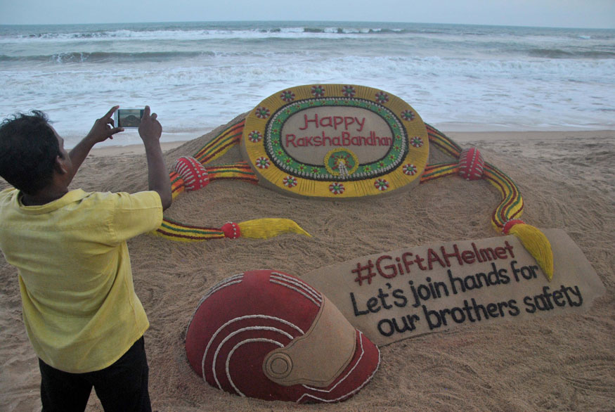 43 Remarkable Sand Sculptures by Sand Artist Sudarshan Pattnaik - News18