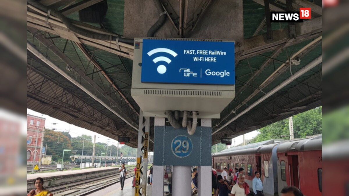 Google Launches 150 Google Station WiFi Hotspots In Pune - News18
