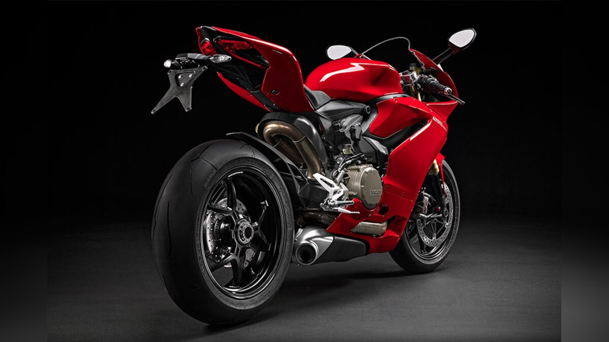Ducati V4 Desmosedici Stradale Launch: Here’s All You Need to Know
