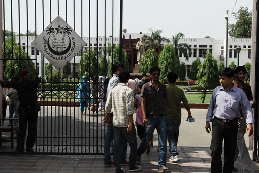 JMI 2019 Admit Card: Jamia Millia Islamia University to Release Admit ...