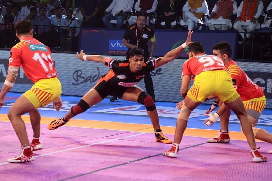 Pro Kabaddi League 2017: Gujarat Fortunegiants beat U Mumba 39-28 Pro Kabaddi League 2017: Gujarat Fortunegiants beat U Mumba 39-28