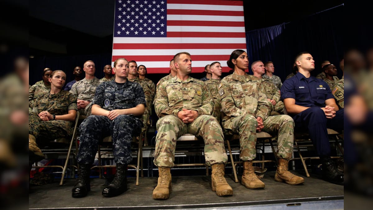 Transgender US Troops Can Serve Into 2018: Pentagon
