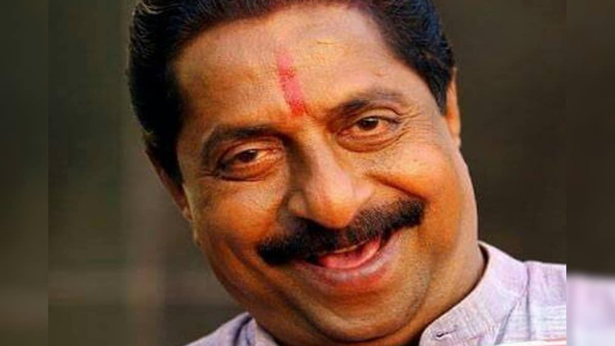 Actor Sreenivasan's House Smeared In Black Oil - News18