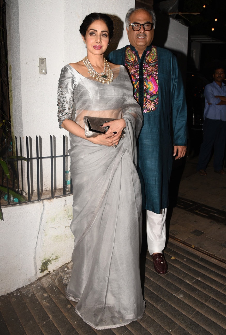 Aamir Khan's Diwali Party: A Star-Studded Affair - News18