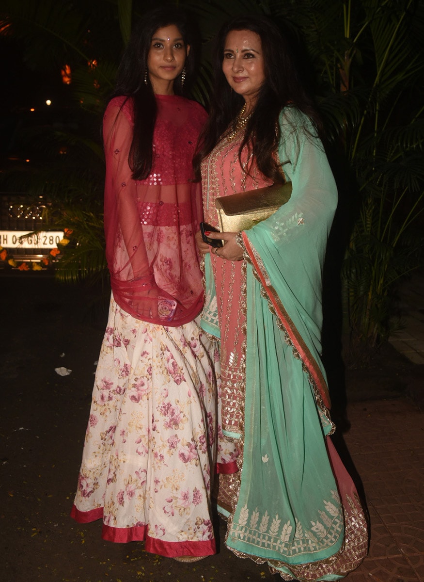 Rani Mukerji And Aditya Chopra's Intimate Diwali Party - News18